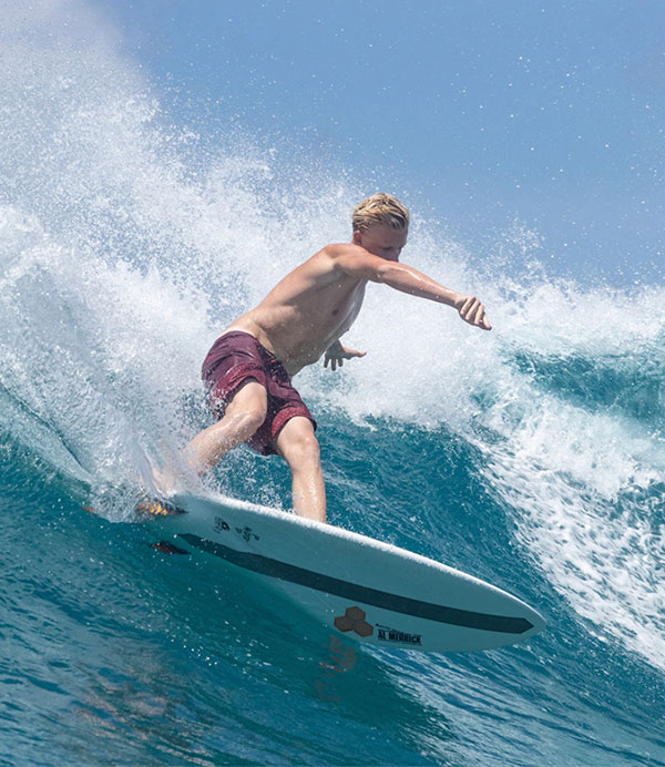 Advanced Surfboards Rental